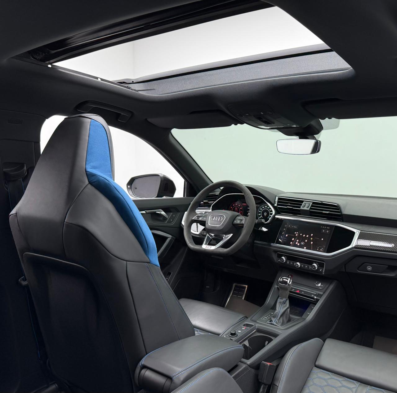 2023 Audi RSQ3 2.5 TFSI Quattro ,Agency Warranty+Service Contract ...