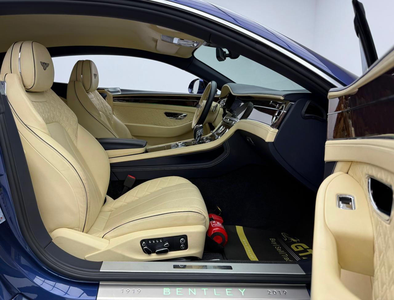 2019 Bentley Continental GT, Warranty, Full Service History, Gcc